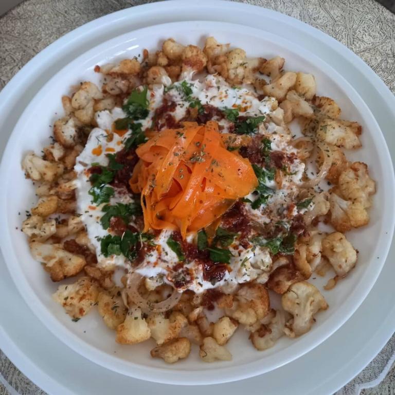 Yogurtlu Karnabahar – mutfaktaki.com