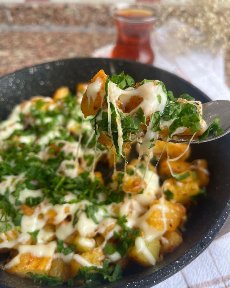 5 Dakikada En Kolay Patatesli Kahvaltılık » mutfaktaki.com