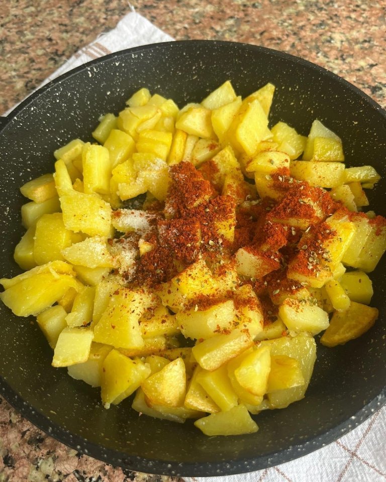 5 Dakikada En Kolay Patatesli Kahvaltılık – mutfaktaki.com