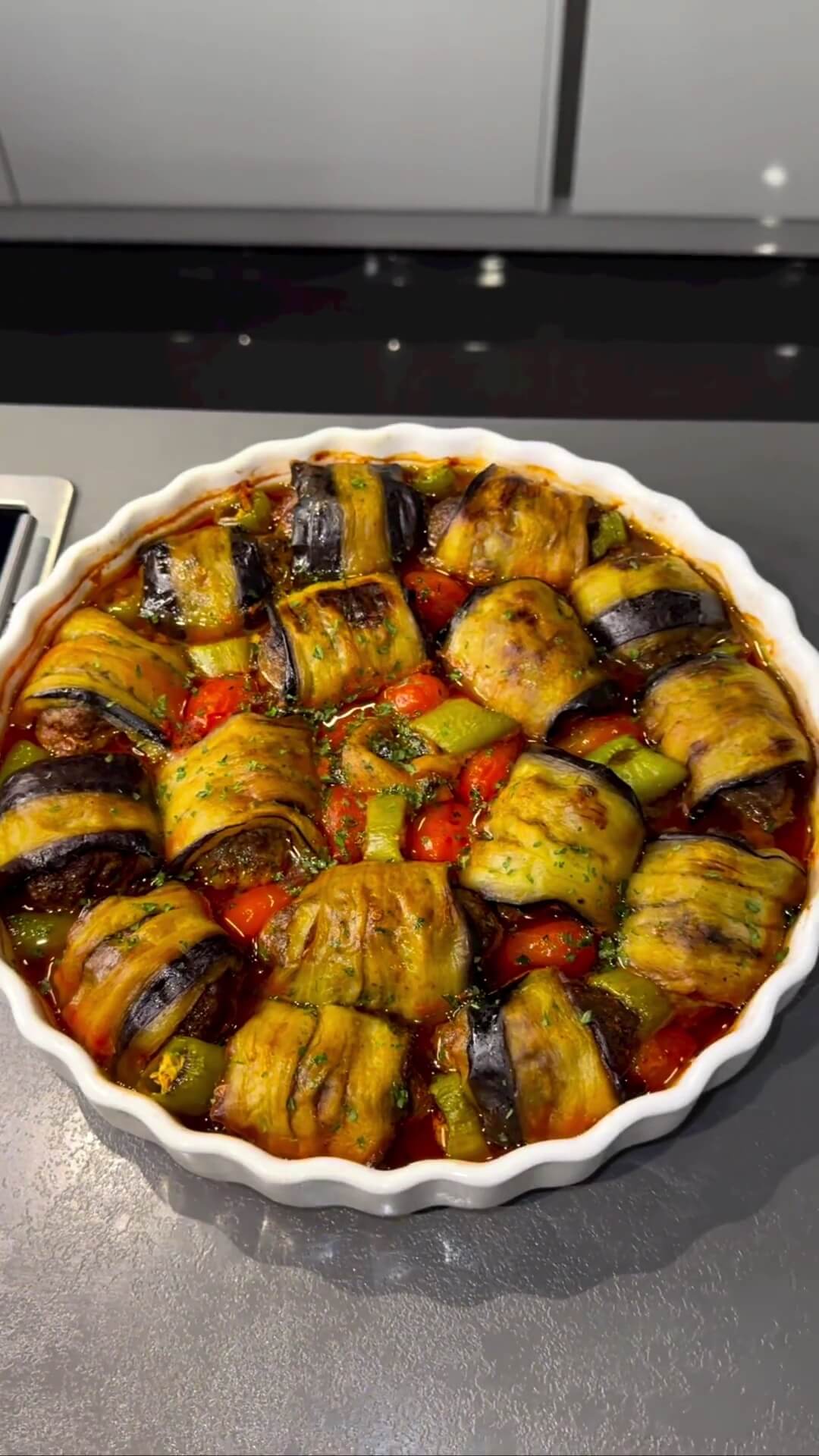 Köfteli Patlıcan Sarma Tarifi – mutfaktaki.com