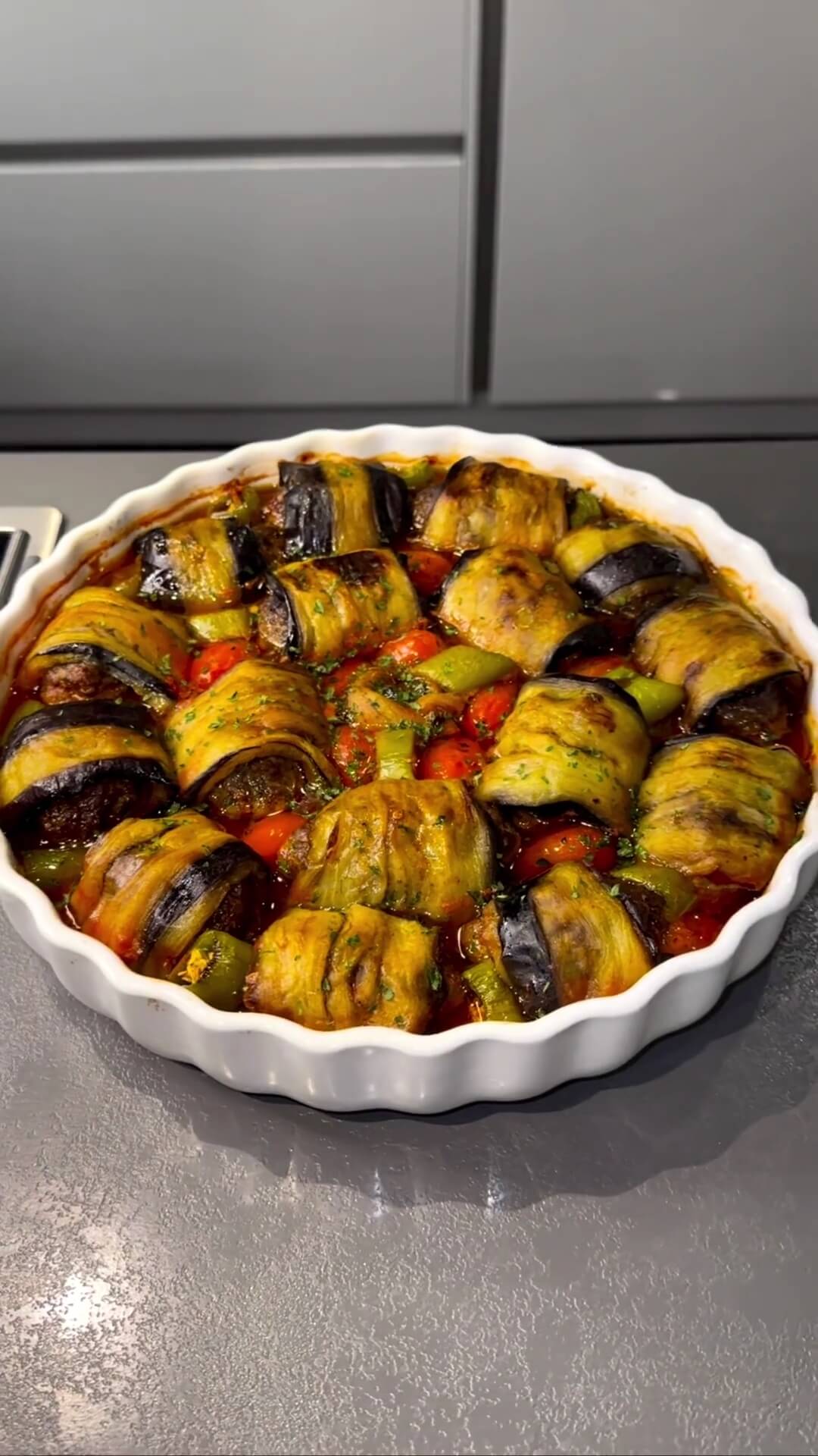 Köfteli Patlıcan Sarma Tarifi – mutfaktaki.com